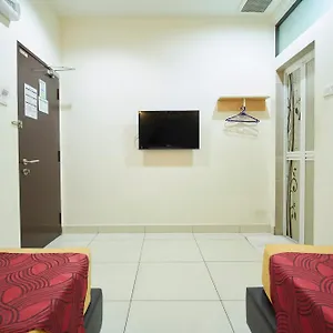 Coop Hotel Putrajaya & Cyberjaya Kampung Dengkil: 2 star Hotel with a ...